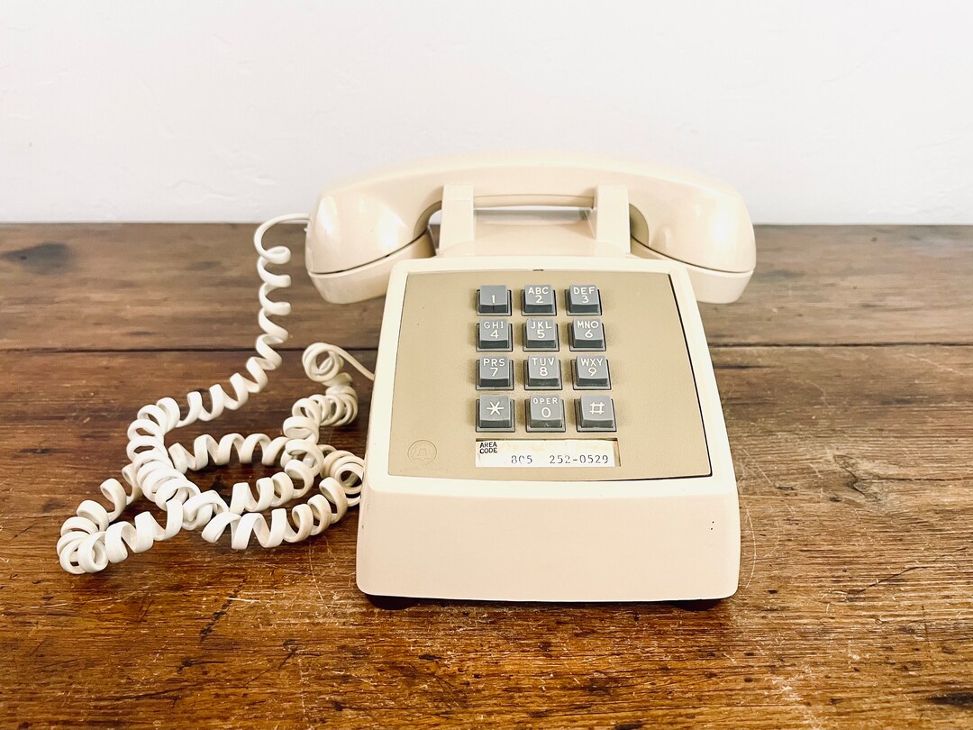 Vintage 1977 Bell System Western Electric 2500DM Beige Button Phone ...