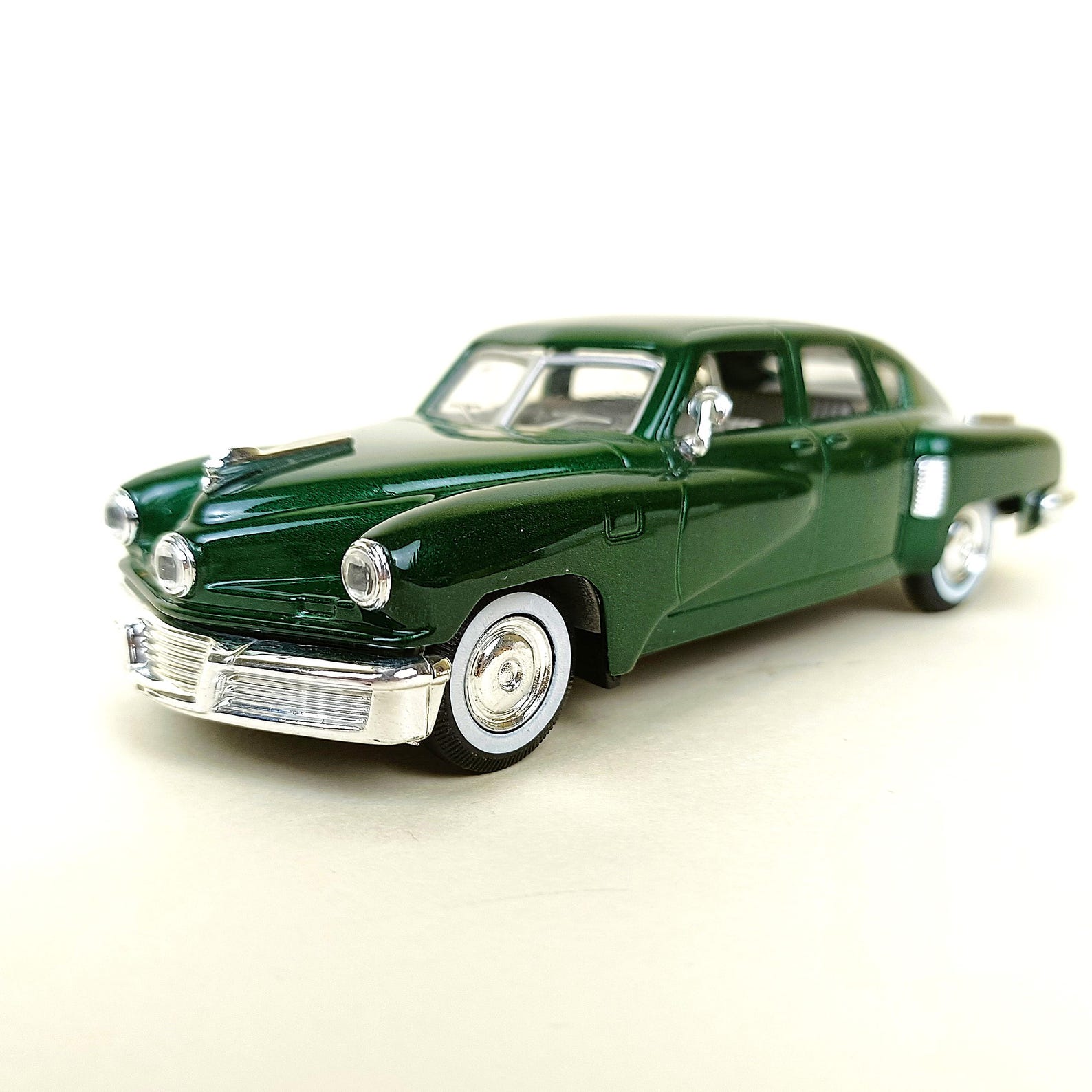 Vintage Tucker Torpedo 1948 Die-cast Car Model 1:43 Scale, Collectible ...
