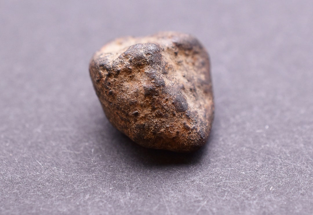 Gao-guenie Meteorite Specimen: H5 Chondrite, 1960 Fall - Etsy