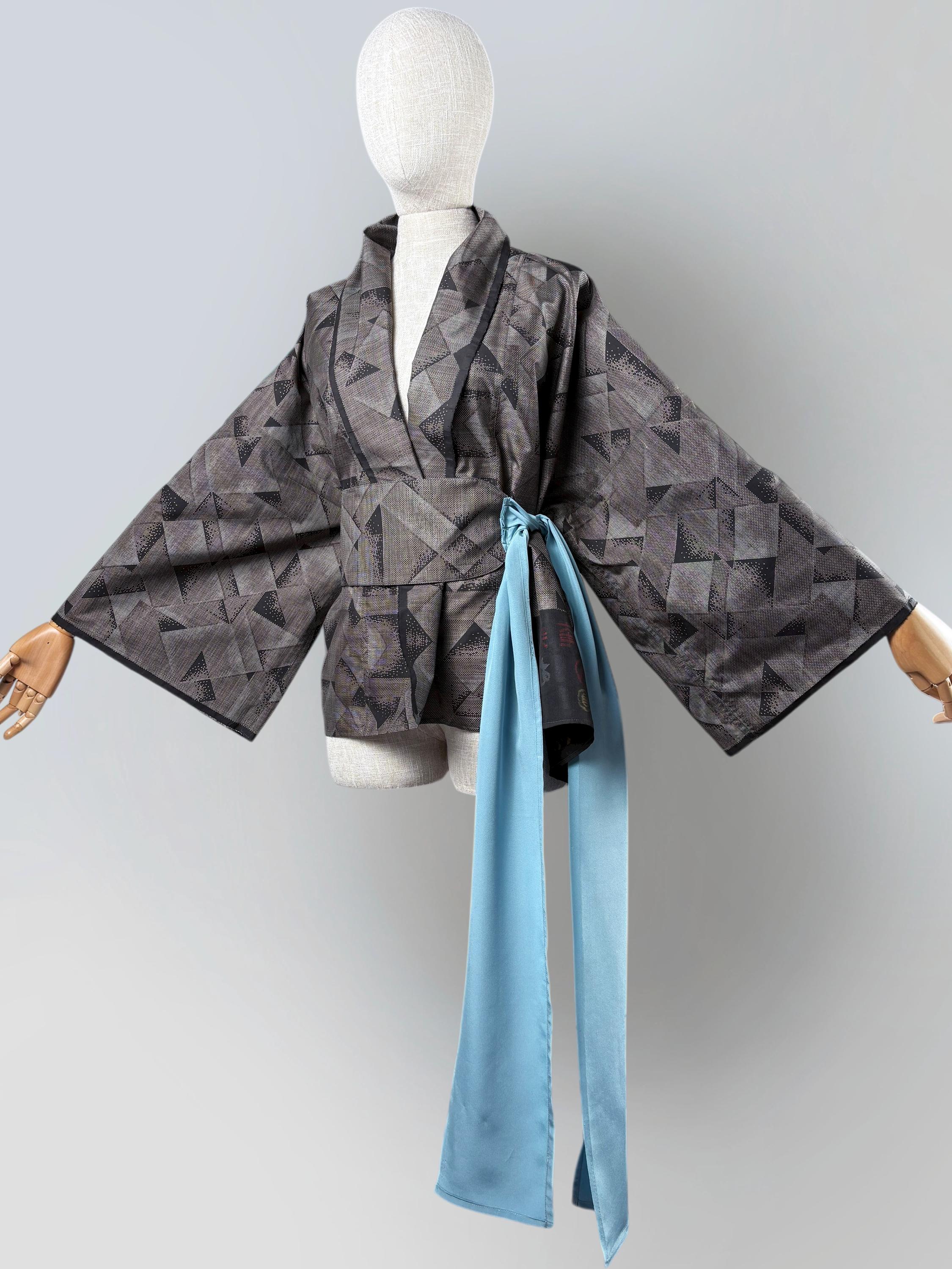 Grey Silk Jacket & Obi Belt. Vintage Handwoven Geometric Oshima Tsumugi ...