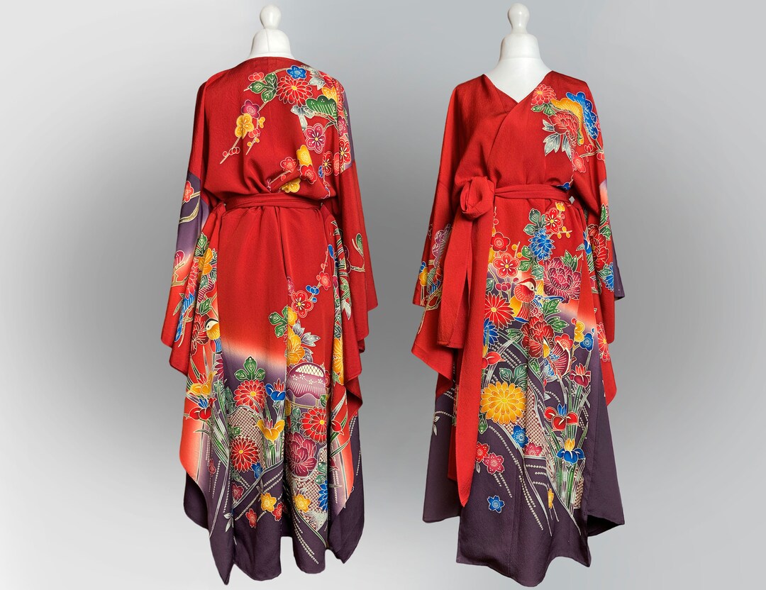 Vibrant Red Oversized Kimono Gown. Colourful Vintage Silk Flowing Dress ...