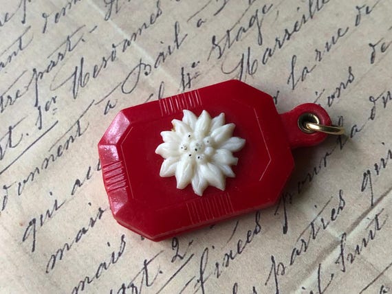 Antique 1930's Art Deco Rich Red Plastic Edelweiss Fl… - Gem