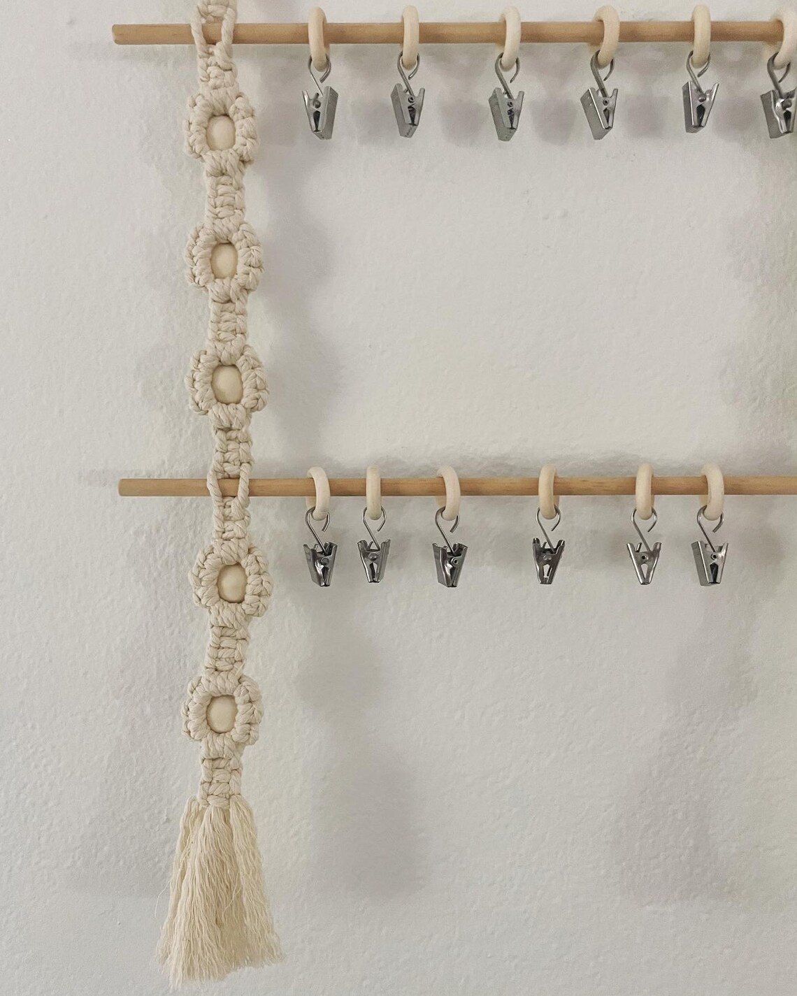 The Daisy Chain Bow Holder - Etsy