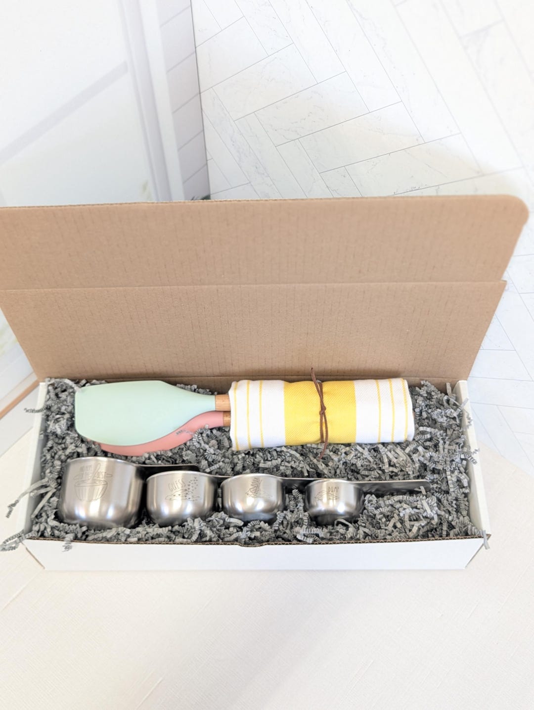 Baking Gift Box, Measuring Cups and Spoons, Discount Kitchen Supplies ...