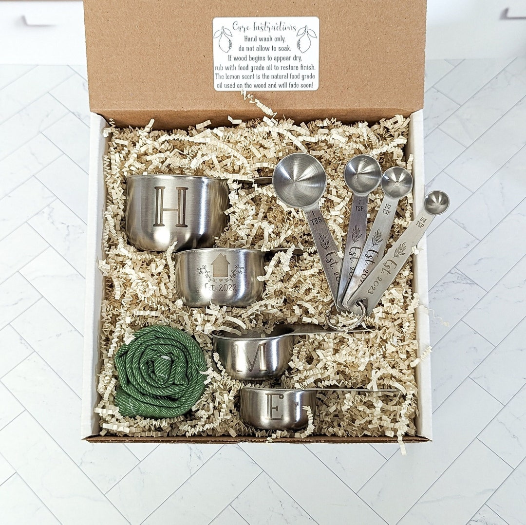 Housewarming Gift Basket, Stainless Steel Measuring Cups, Measuring ...