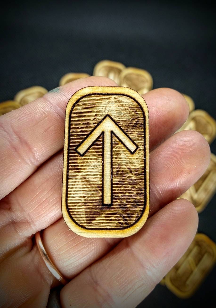 Ensemble complexe de rune celtique en bois gravé | Etsy