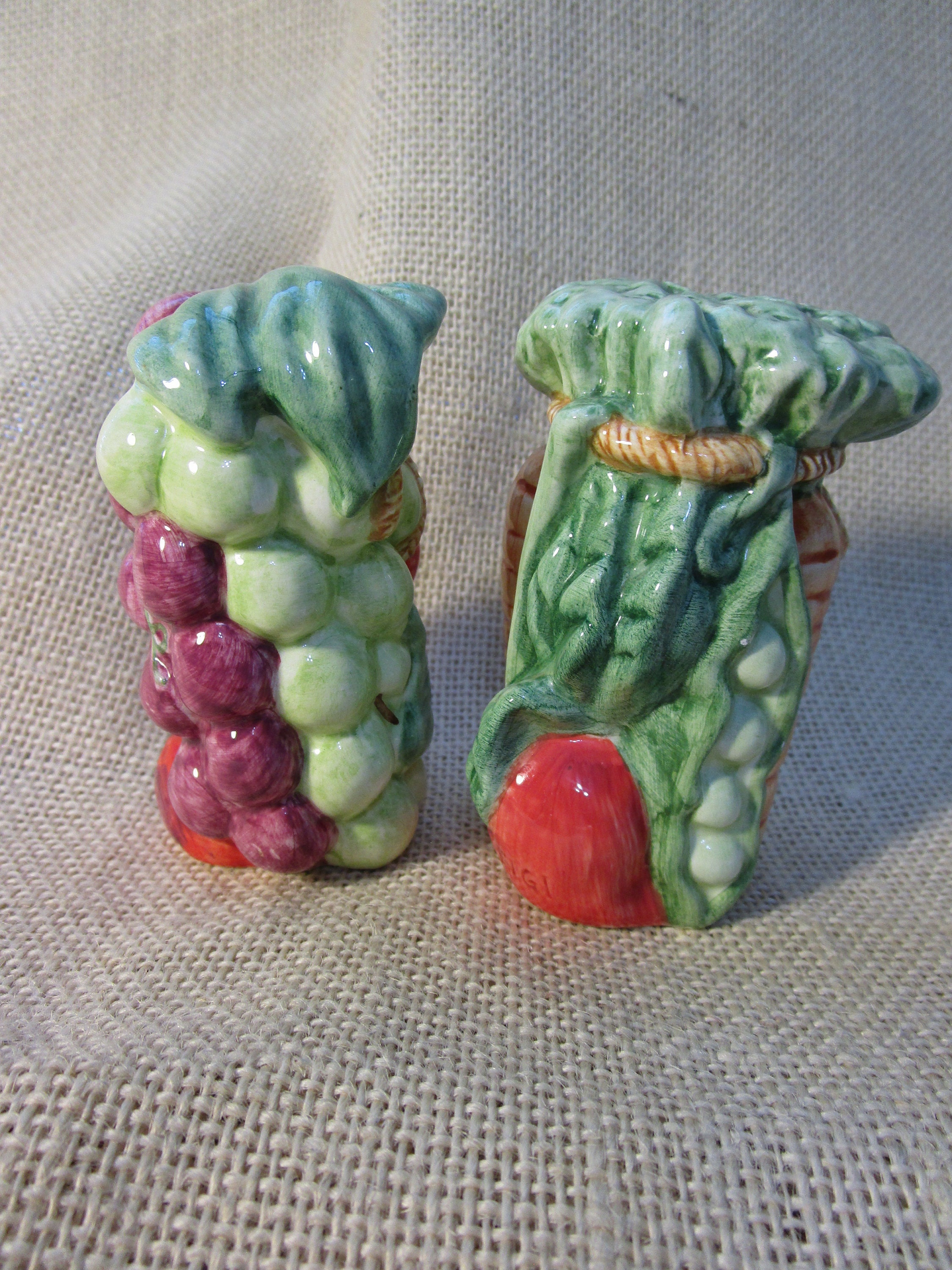 Vegetable Salt and Pepper Shaker Set - Etsy