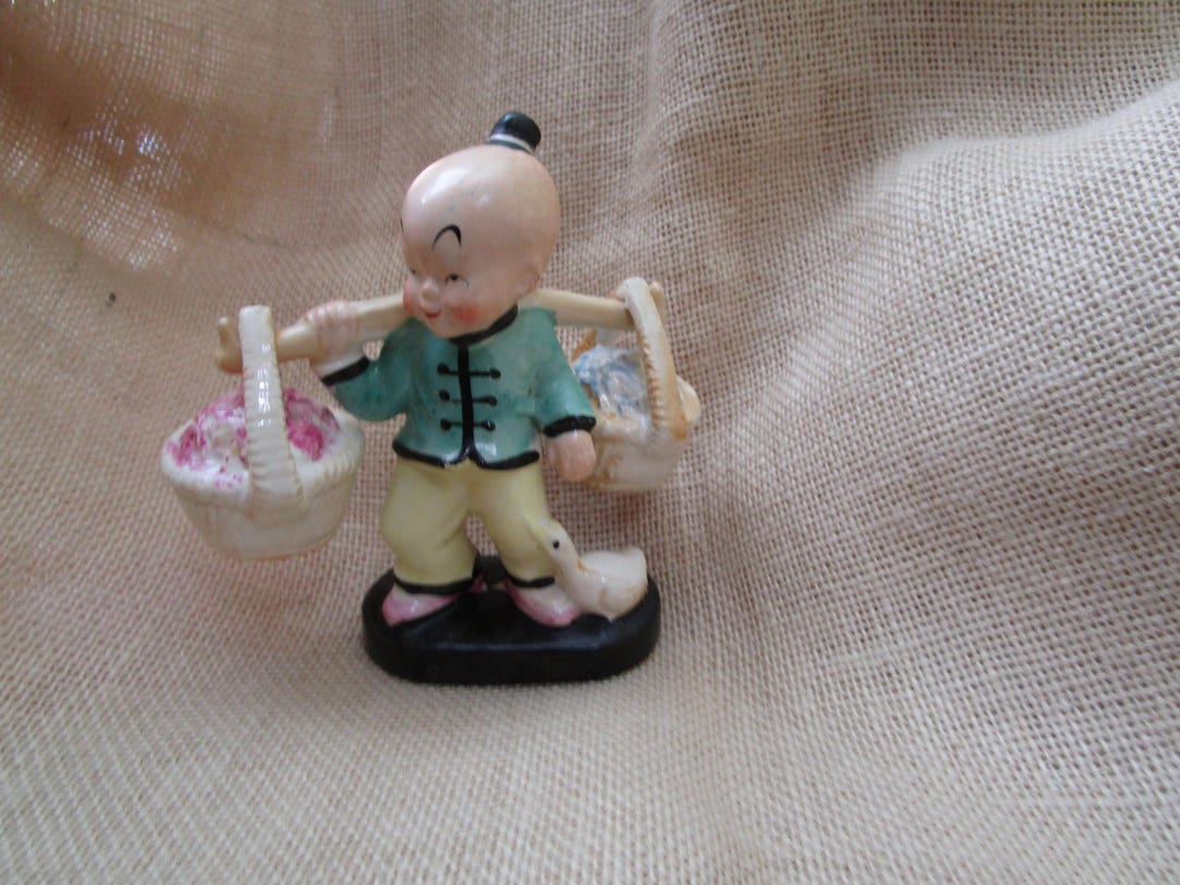 Chinese Man Carrying a Load Salt and Pepper Shaker Set - Etsy