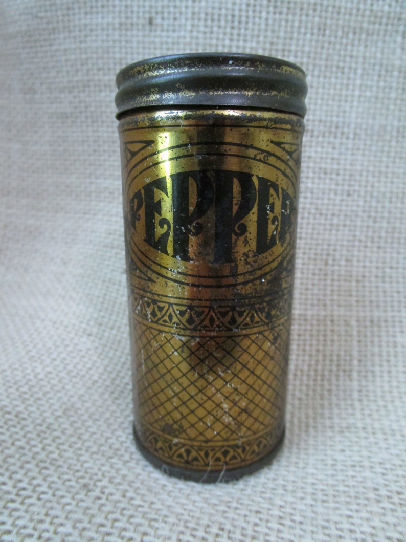 Vintage Tin Pepper Pepper Shaker - Etsy
