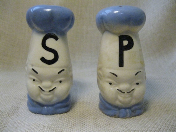 Vintage Chef Hat Salt and Pepper Shaker Set | Etsy
