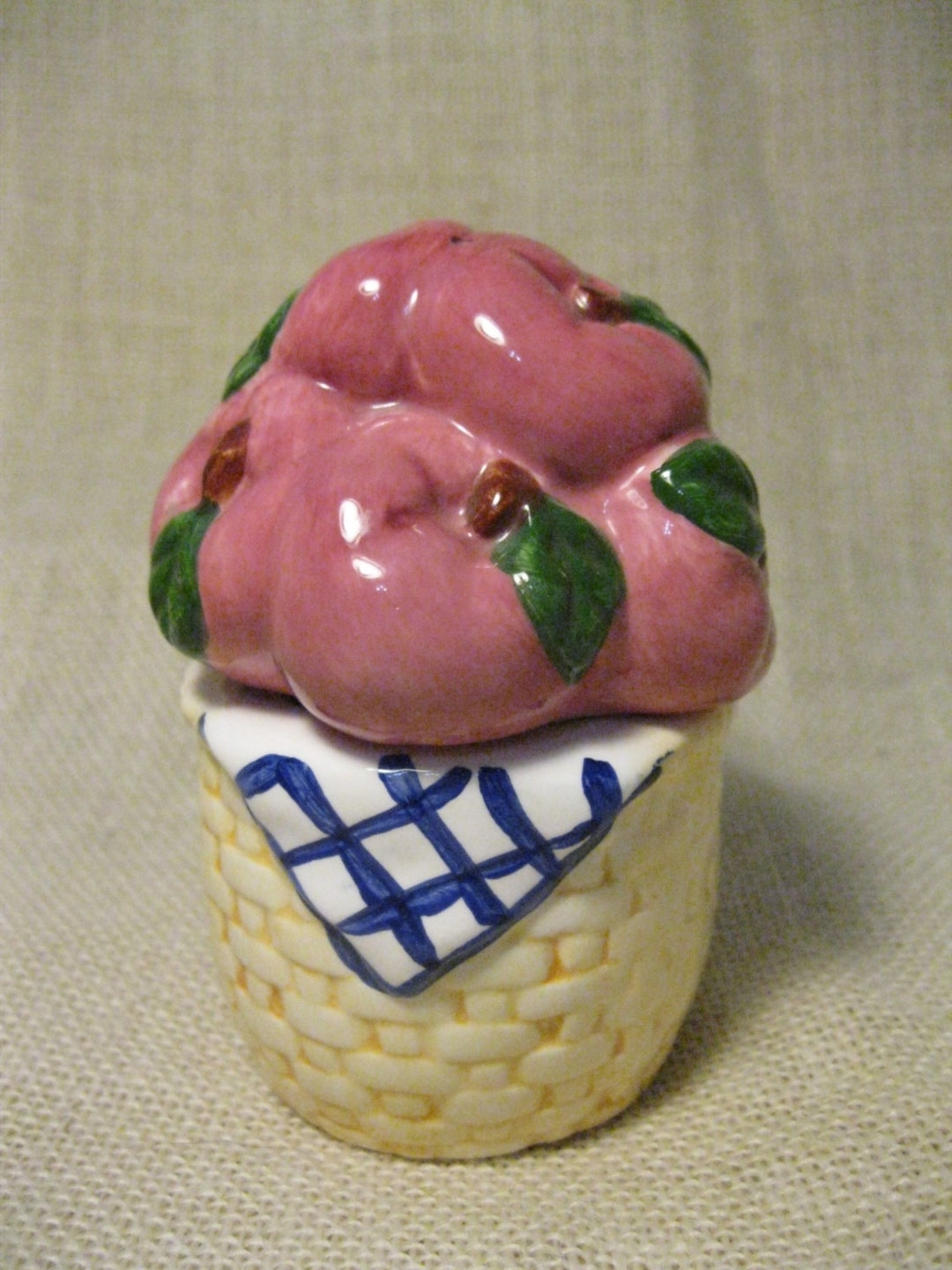 Stacking Apples and Basket Salt and Pepper Shaker Set - Etsy