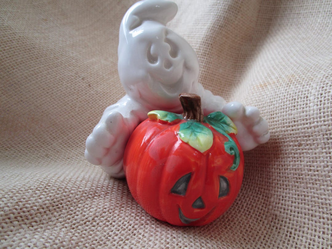 Halloween Ghost and Pumpkin Salt and Pepper Shaker Set - Etsy
