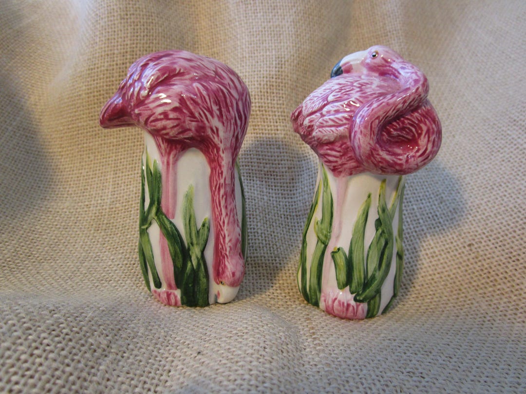 Pink Flamingo Salt and Pepper Shaker Set - Etsy