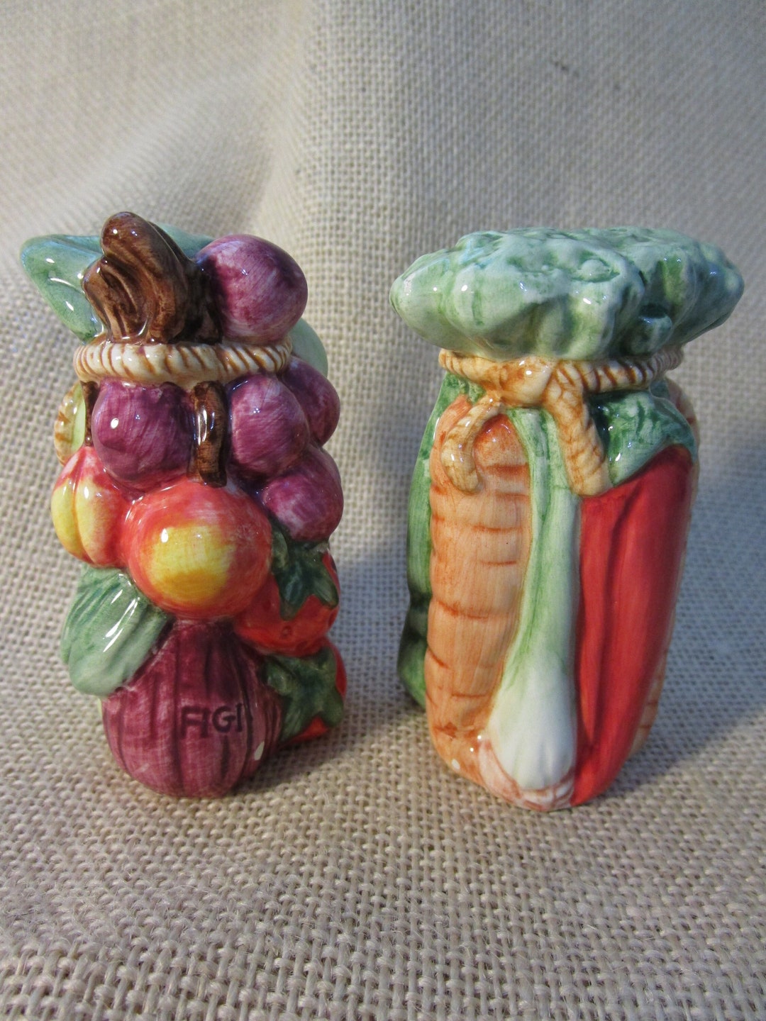 Vegetable Salt and Pepper Shaker Set - Etsy
