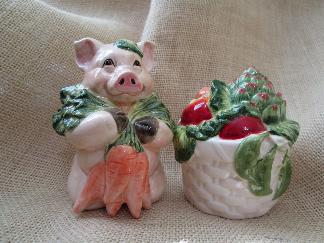 Percy the Pig Salt and Pepper Shaker Set From Fitz and Floyd - Etsy