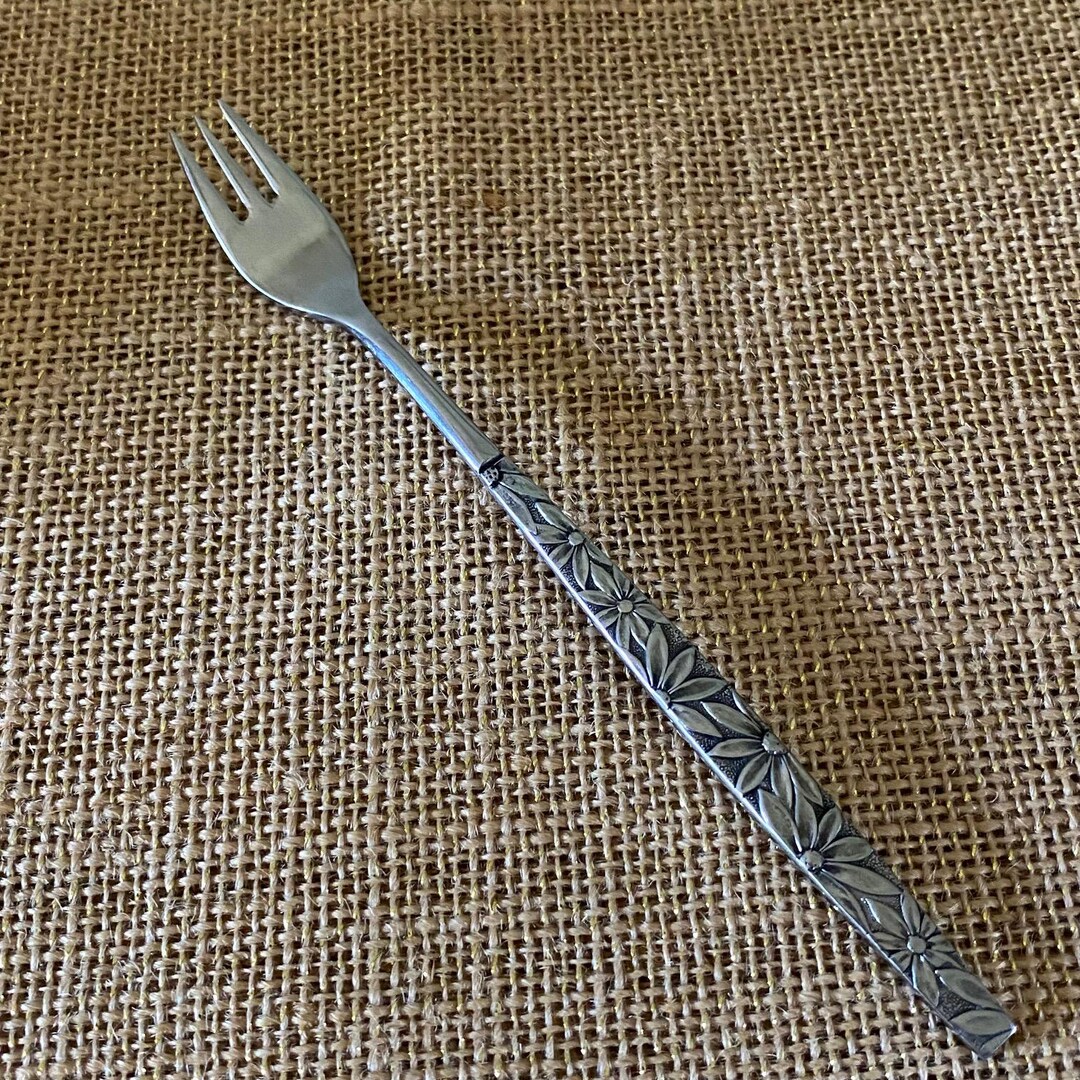 Vintage Northland Oneida OHS100 Appetizer Fork, Japan Stainless Daisy ...