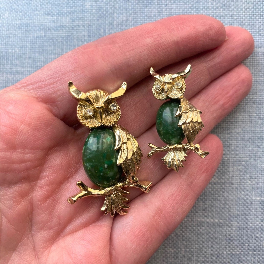 Vintage Owl Scatter Pins, Mid Century Gold Tone Green Agate Owl Brooch ...
