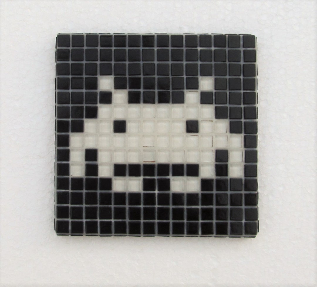 Original Space Invaders Mosaic Wall Art; Vintage Arcade Game; Vintage ...