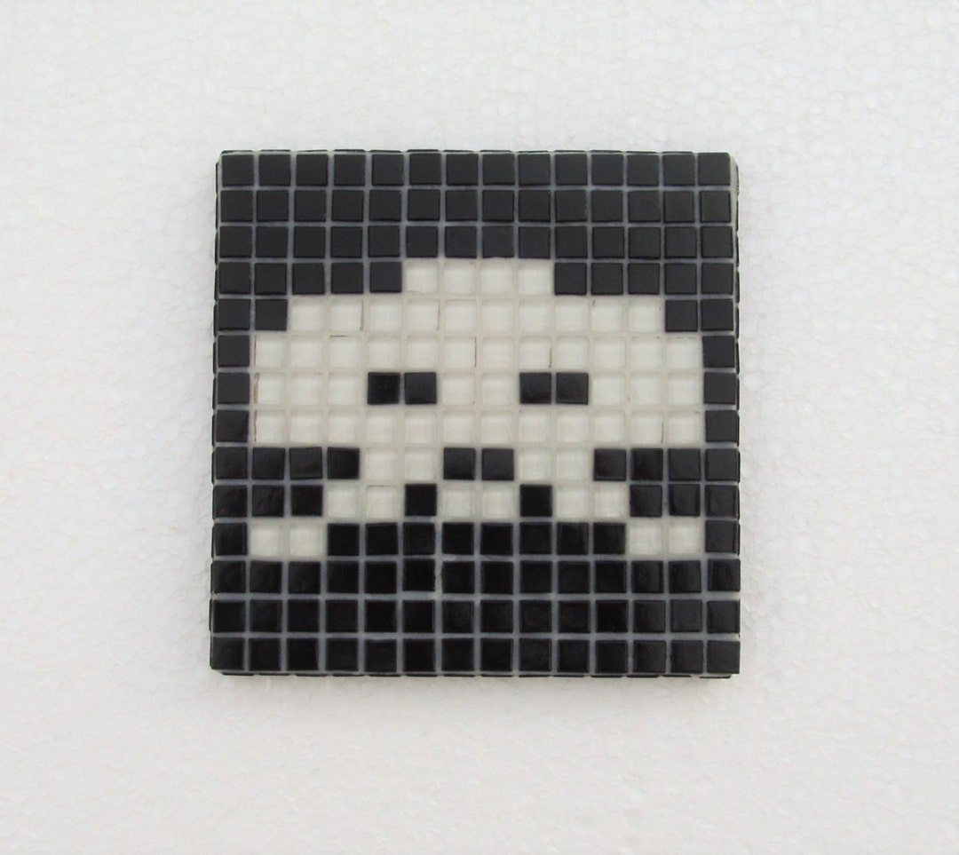 Original Space Invaders Mosaic Wall Art; Vintage Arcade Game; Vintage ...