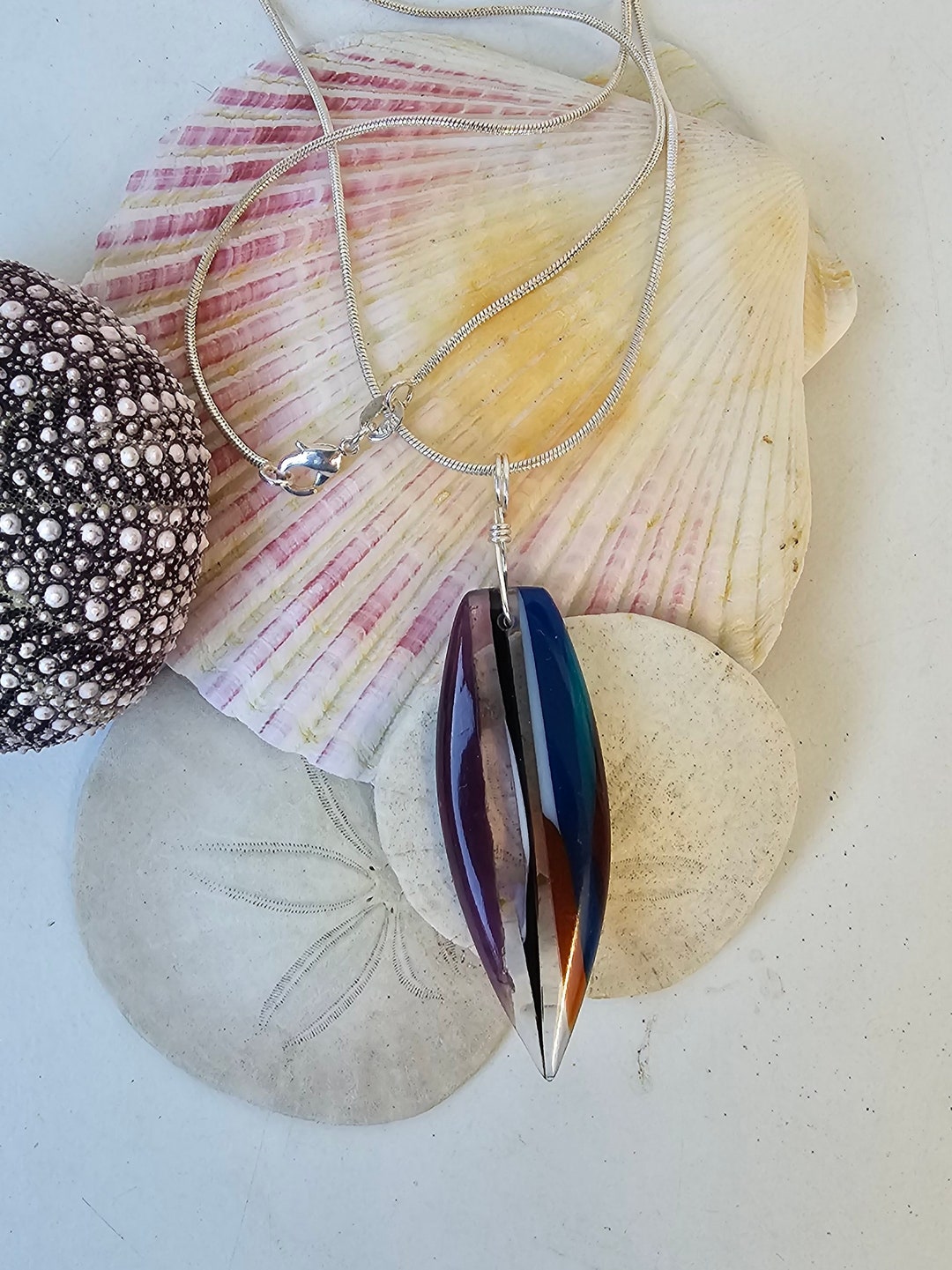 Surfite Recycled Surfboard Resin Carved Surfboard Shaped Pendant ...