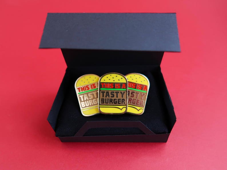 Pulp Fiction Tasty Burger Hard Enamel Pin Flair Quentin Tarantino Badge ...