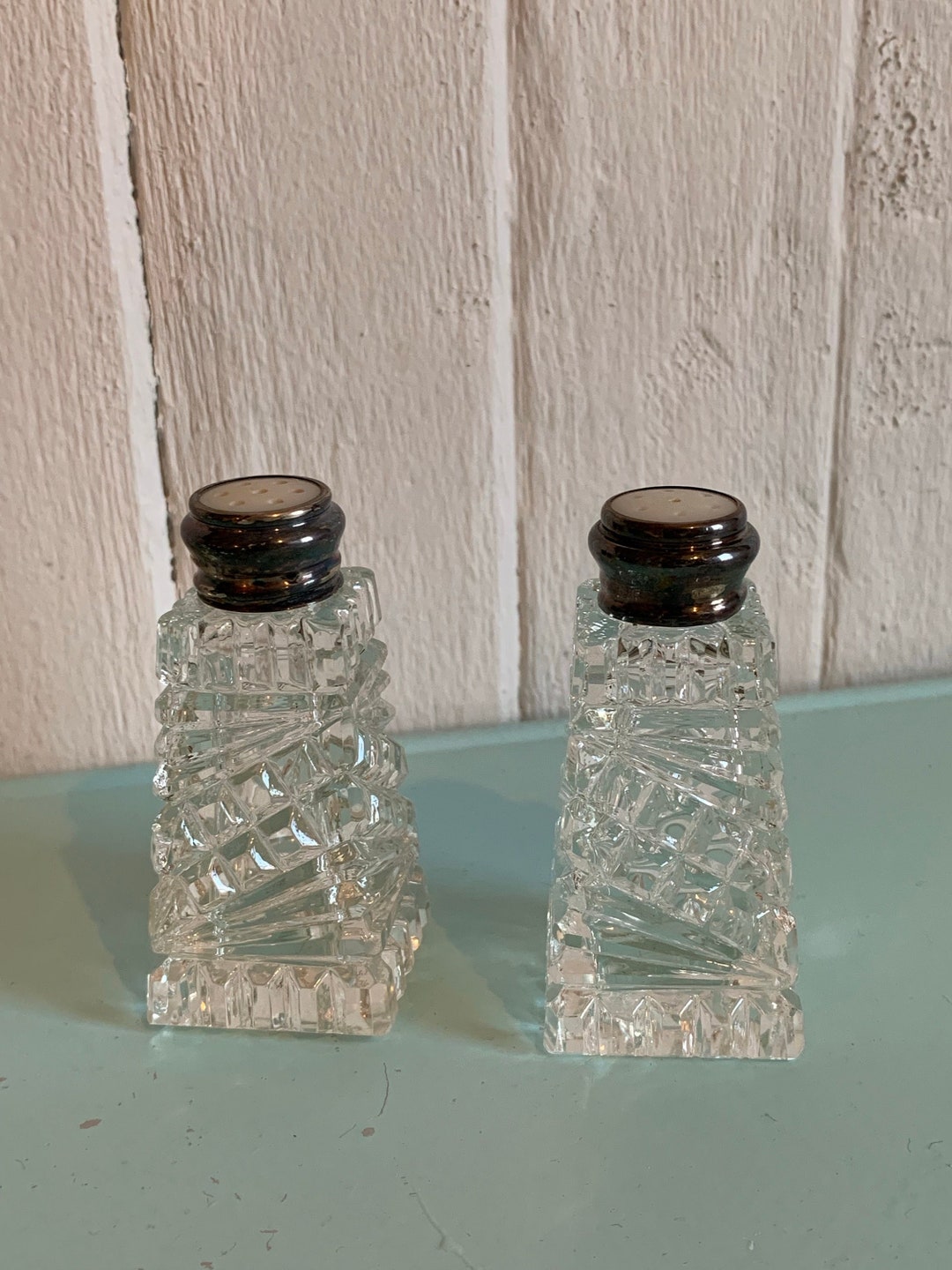 VTG Glass Salt & Pepper Crystal Shakers Kit Glass Salt and Pepper ...