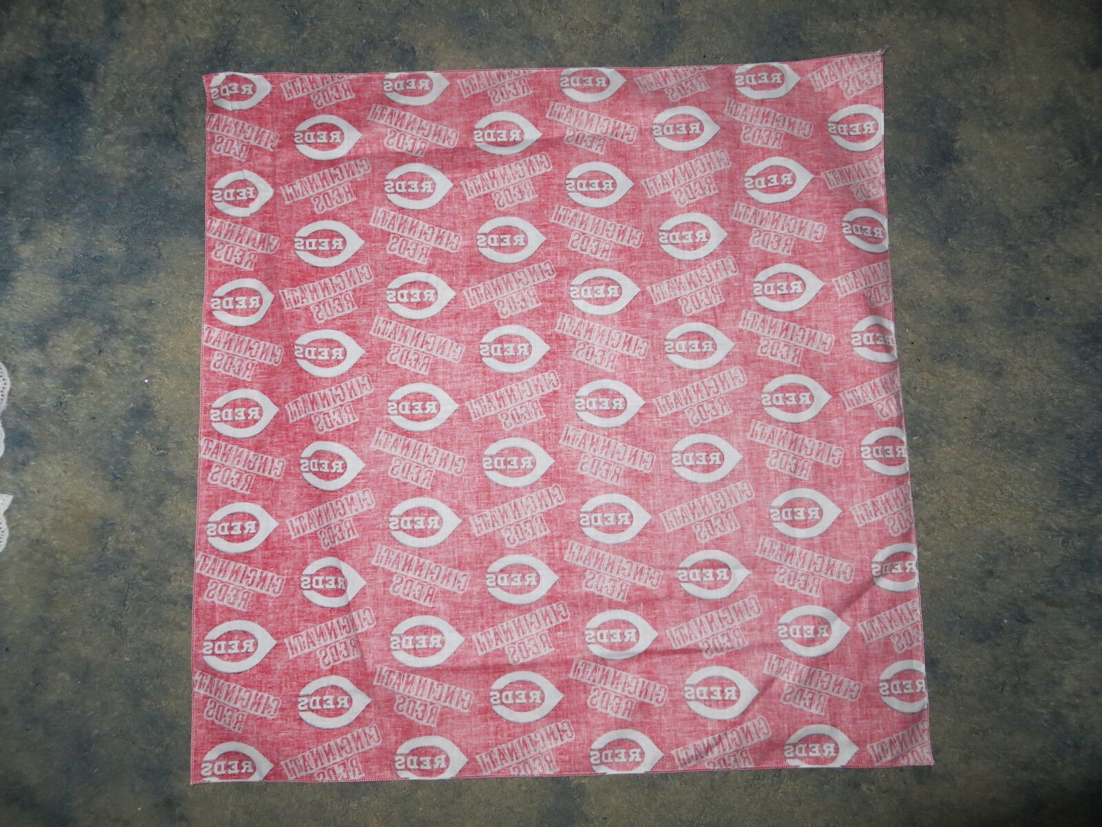 MLB Cincinnati Reds Baseball Head Bandana 2 Sizes Offered L & XL - Etsy