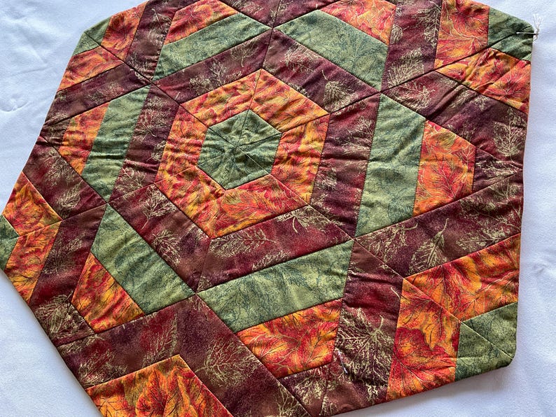 Table Topper, Hexagon Table Runner, Table Centerpiece, Quilted Table ...