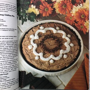 1982 Hershey's Chocolate and Cocoa Softcover Cookbook Chocolate & Cocoa ...