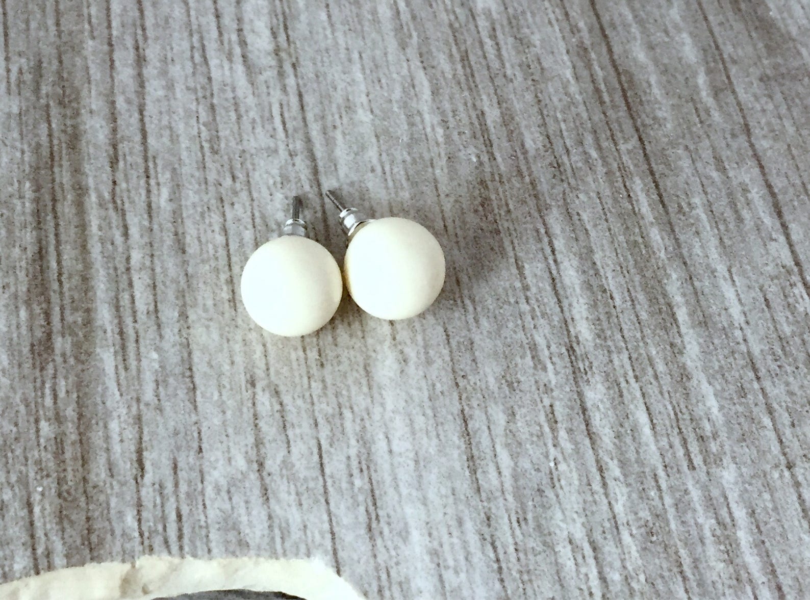 White Ball Studs Everyday Earrings Ball Studs Ivory Studs - Etsy
