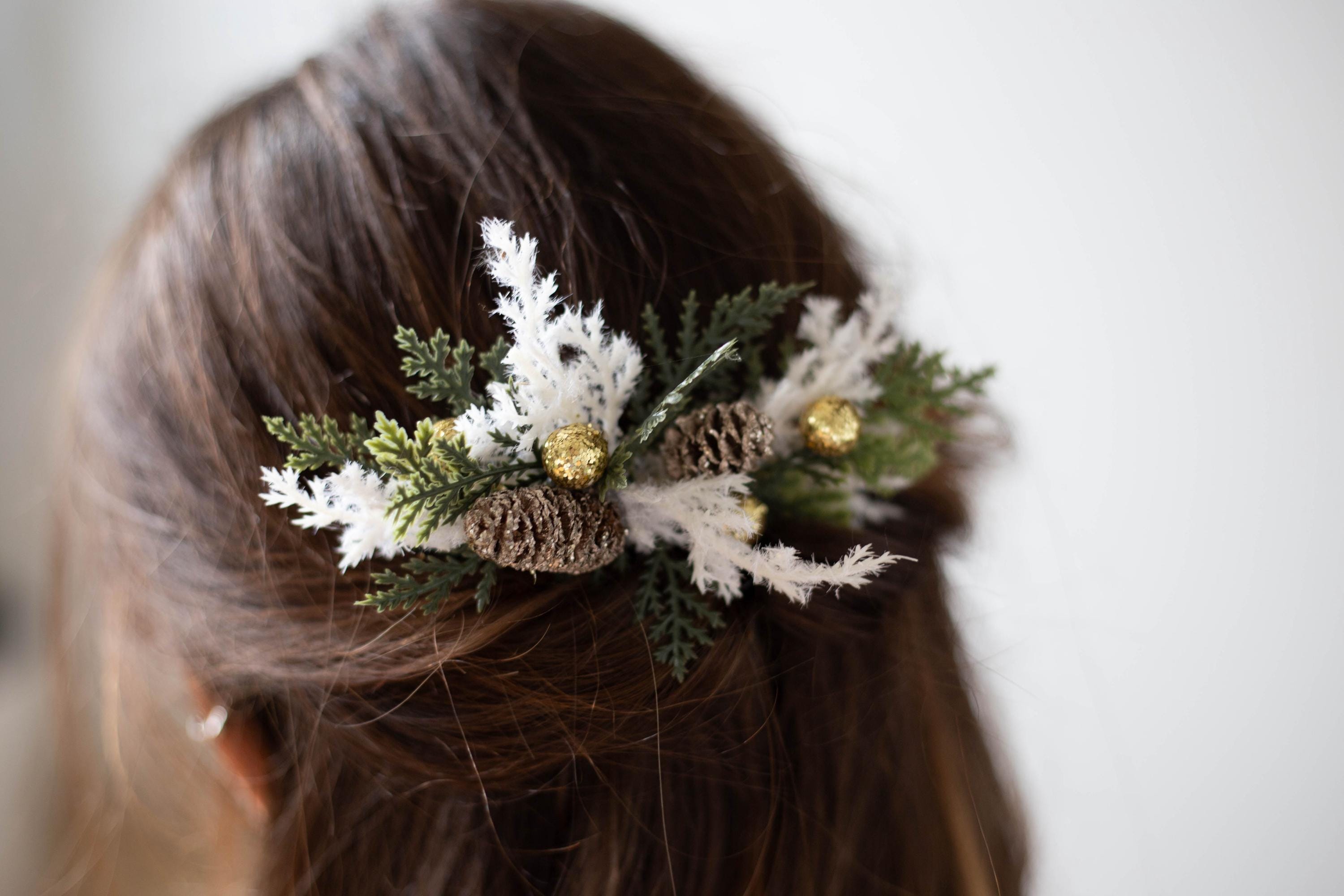 Winter Pine Cone Hair Comb: Rustic Bridal Hairpiece, Christmas Wedding ...