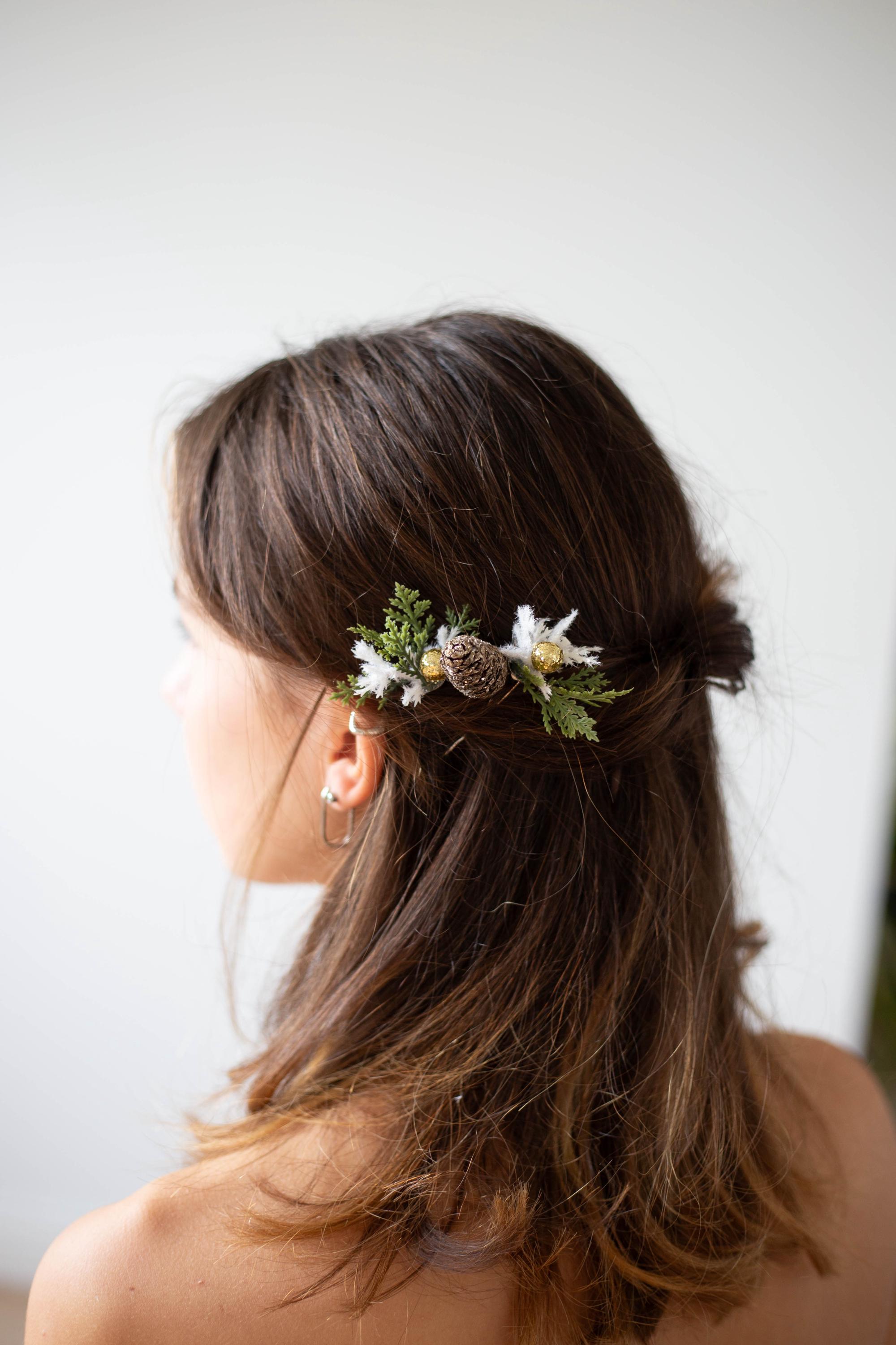 Winter Pine Cone Hair Comb: Rustic Bridal Hairpiece, Christmas Wedding ...