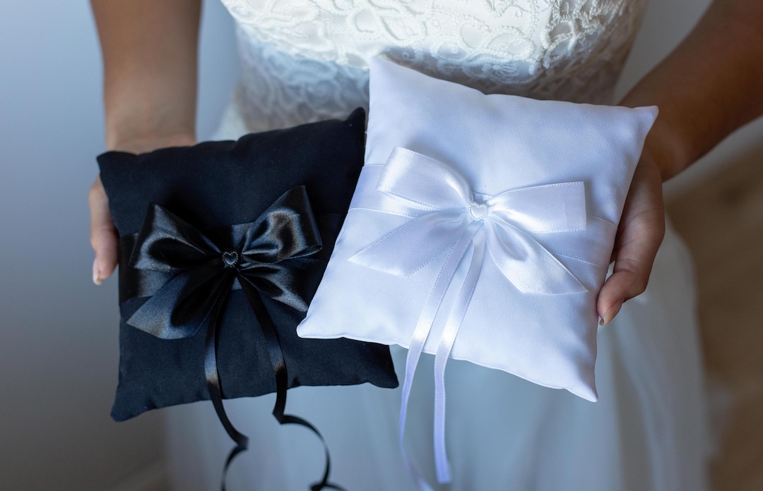 Black Ring Bearer Pillow White Ring Pillow Boho Winter Wedding Bearer ...