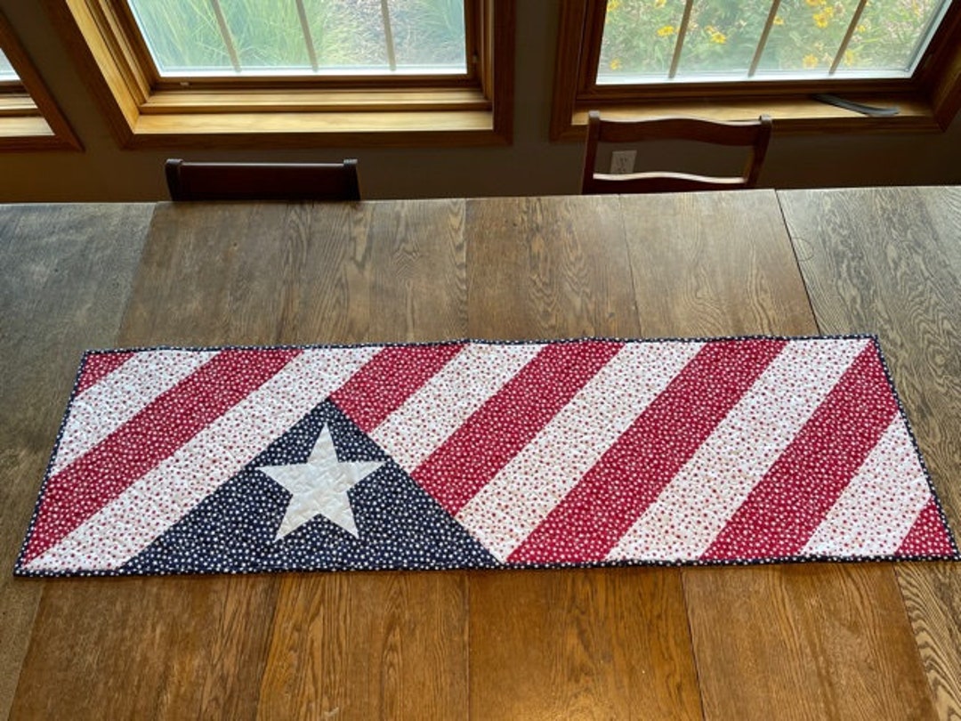 Patriotic Quilted Table Runner - Etsy