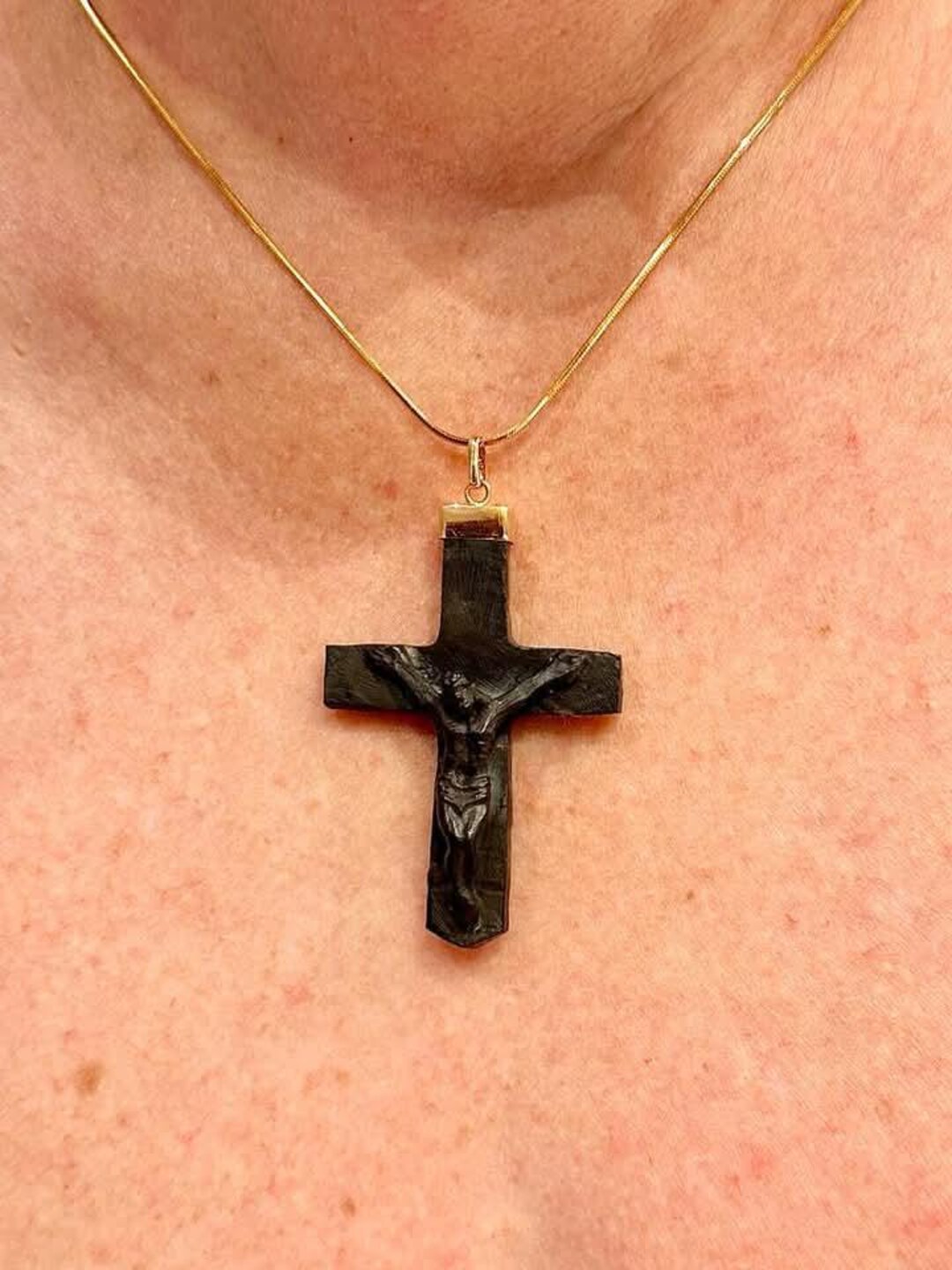 Hand Carved Christ Crucifix in Xylopal Sculpture in Reduction. 18 Carat ...