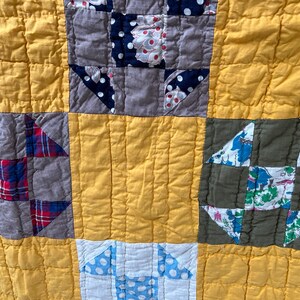 Gorgeous Vintage Cheddar Quilt! 9 Patch Variation Quilt. 58”x72 ...