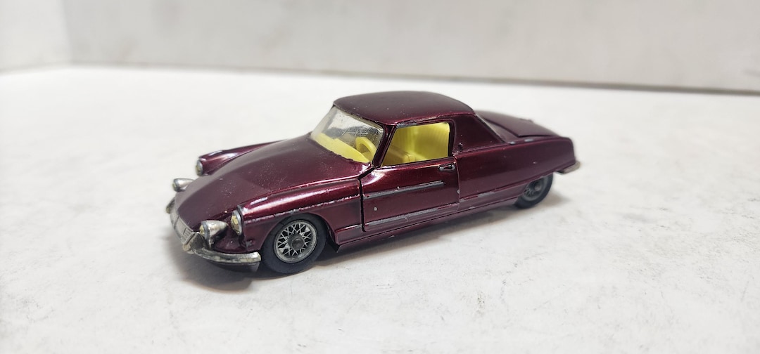 Vintage, 1966 Corgi Toys, Le Dandy Coupe, Henri Chapron Body on Citroen ...