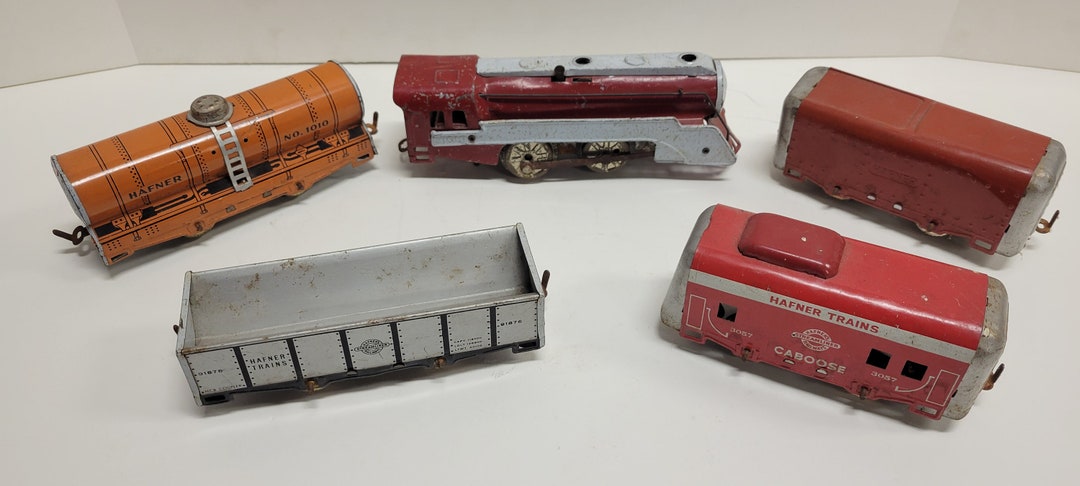1930's Vintage, Antique HAFNER, O Gauge Tin Wind up Train Set, 5 Pieces ...