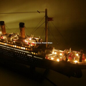 RMS Titanic Special Museum Quality Model With Lights 40 Handcrafted ...