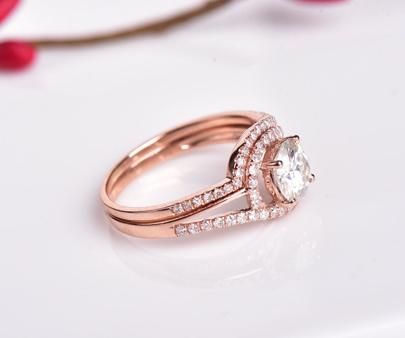 Romantic Wedding Set in 18k Rose Gold Moissanite and Diamond | Etsy