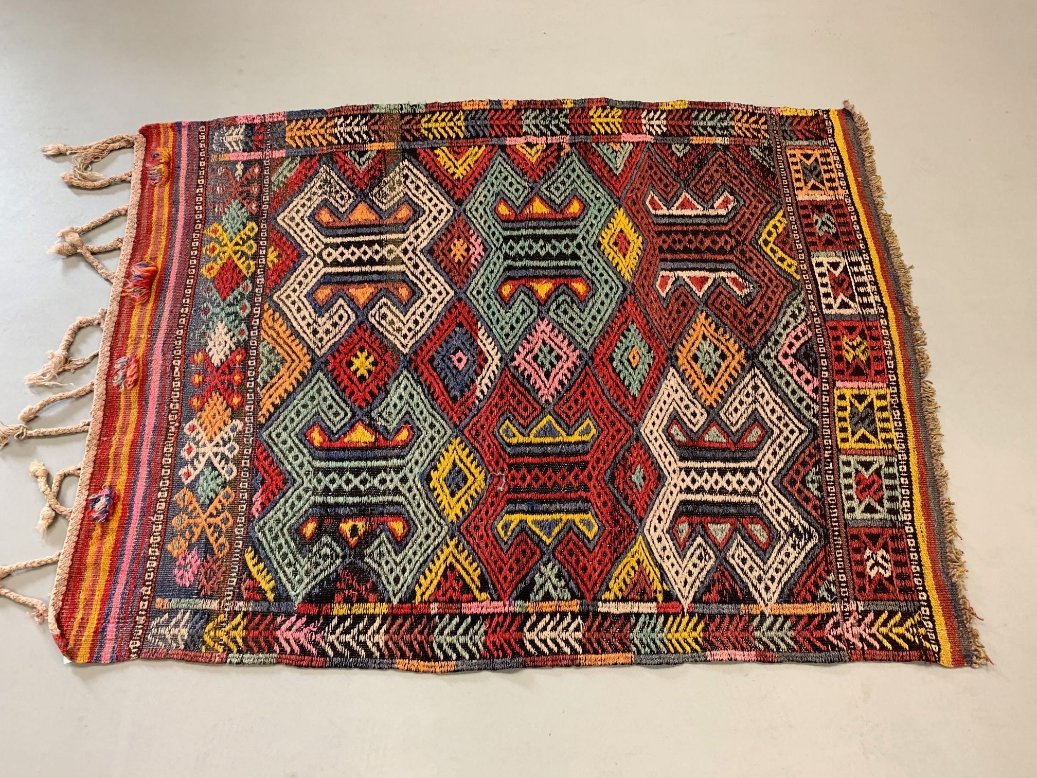 Small Vintage Turkish Kilim 127x98 Cm Wool Kelim Rug Red Black - Etsy UK