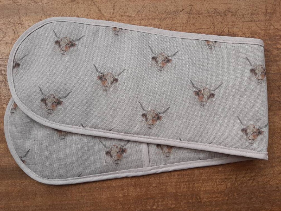 Highland Cow Oven Glove - Etsy