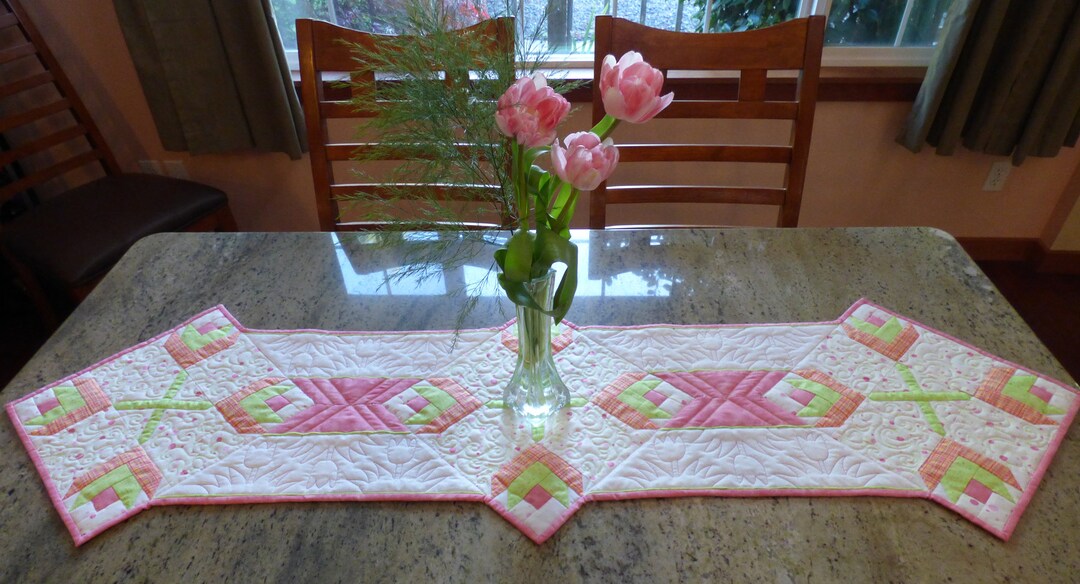 Spring Tulips Table Runner Pattern - Etsy