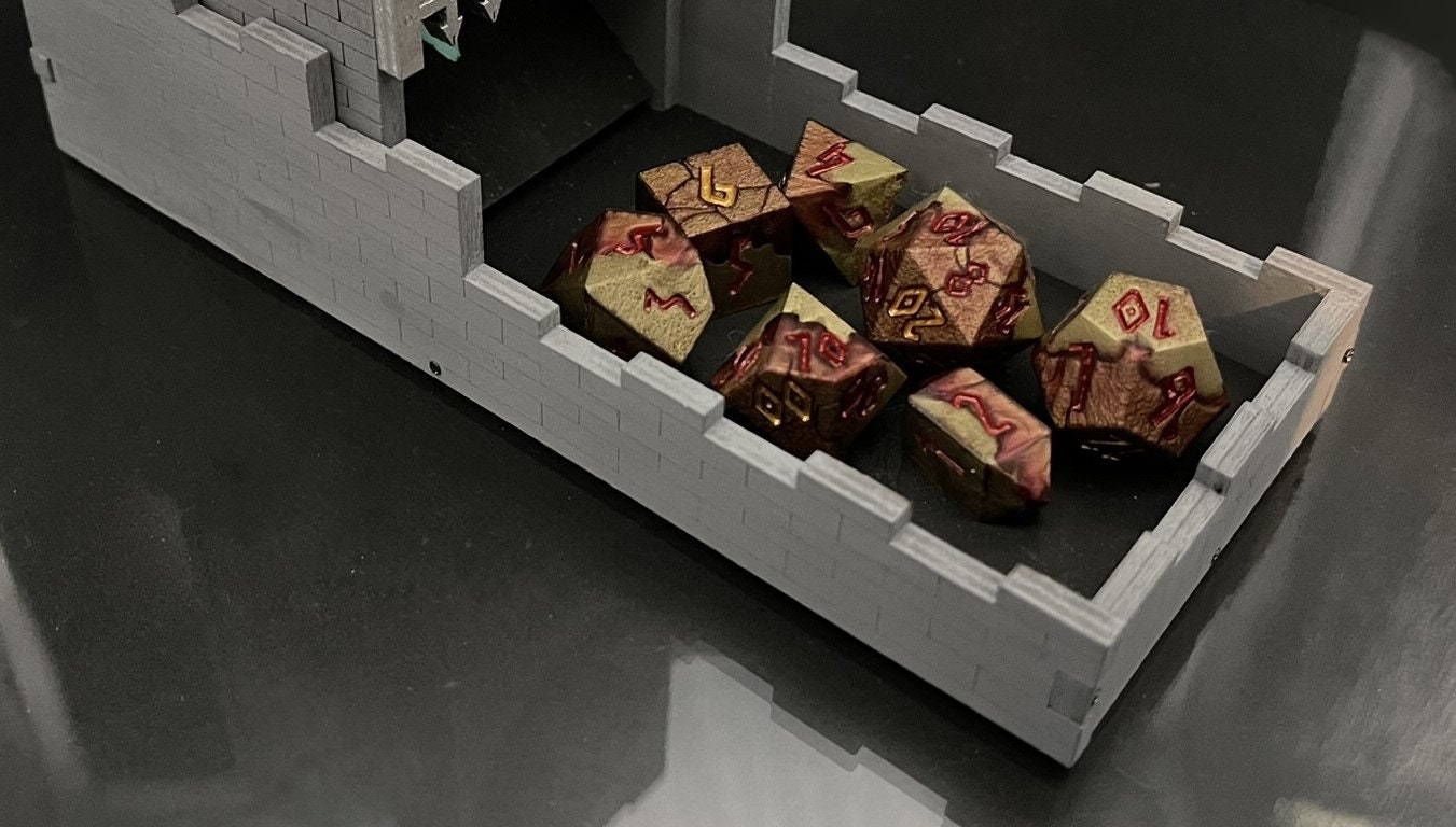 Raging Dragonborn Gold and Red Sharp-sided Dice - Etsy