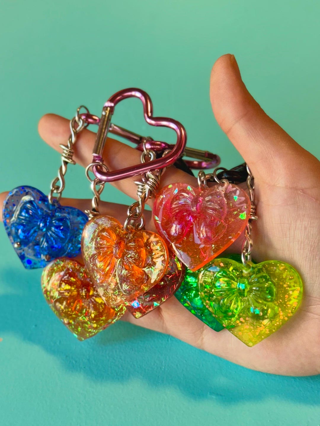 PETITE BOW Sweetheart Keychain! Heart Carabiner, Resin, Accessories ...