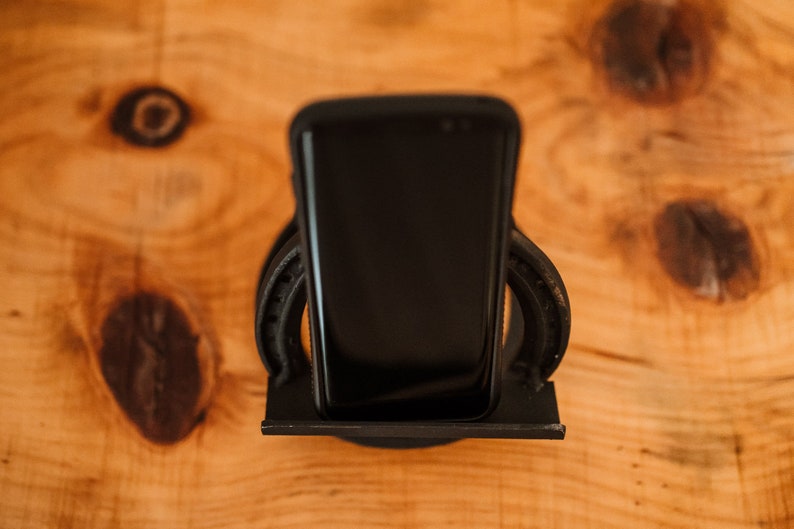 Desk Horse Shoe Phone Holder - Etsy