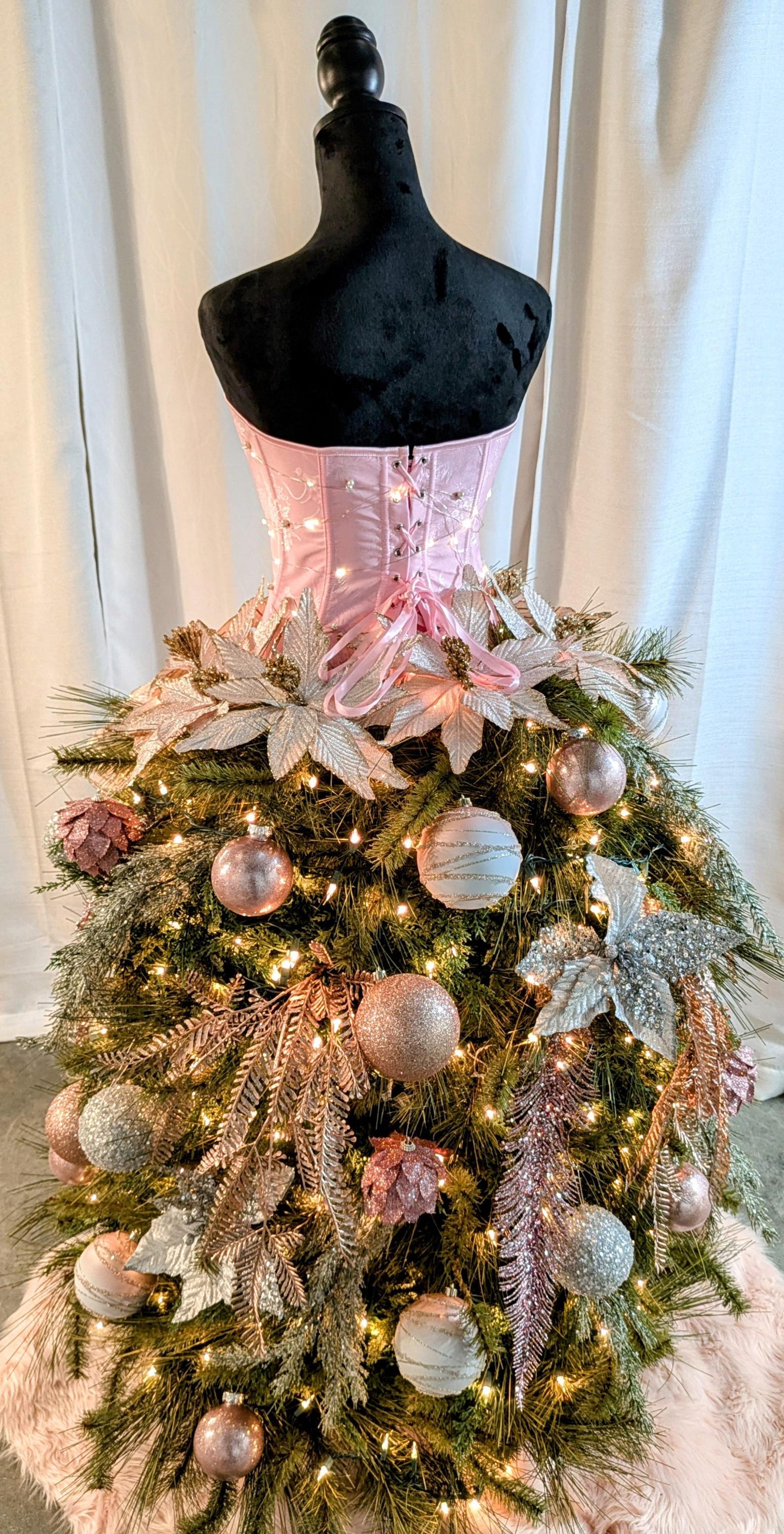 Wisteria Dreams Mannequin Christmas Tree/ Dress Form Christmas Tree - Etsy