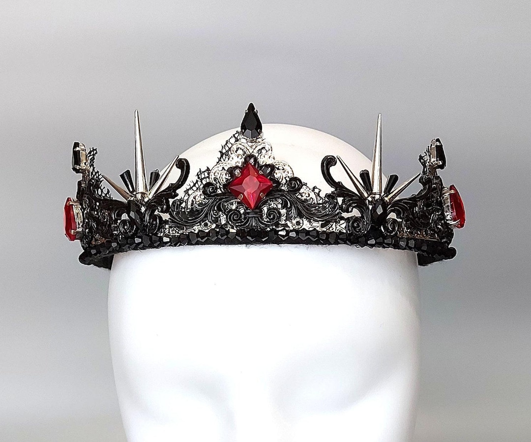 Black Thorns Crown: Gothic Vampire Renaissance Headpiece - Etsy