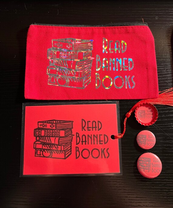 Read Banned Books Set bookmark Bag Buttons Magnet - Etsy