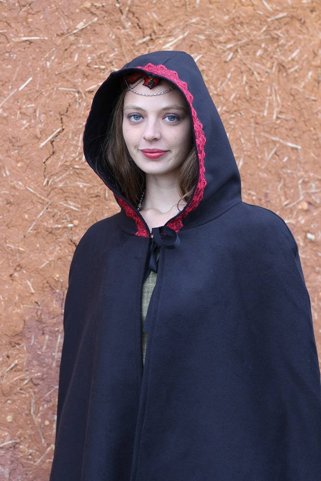 Short Black Cape With Red Lace Around the Hood.style Medieval ...